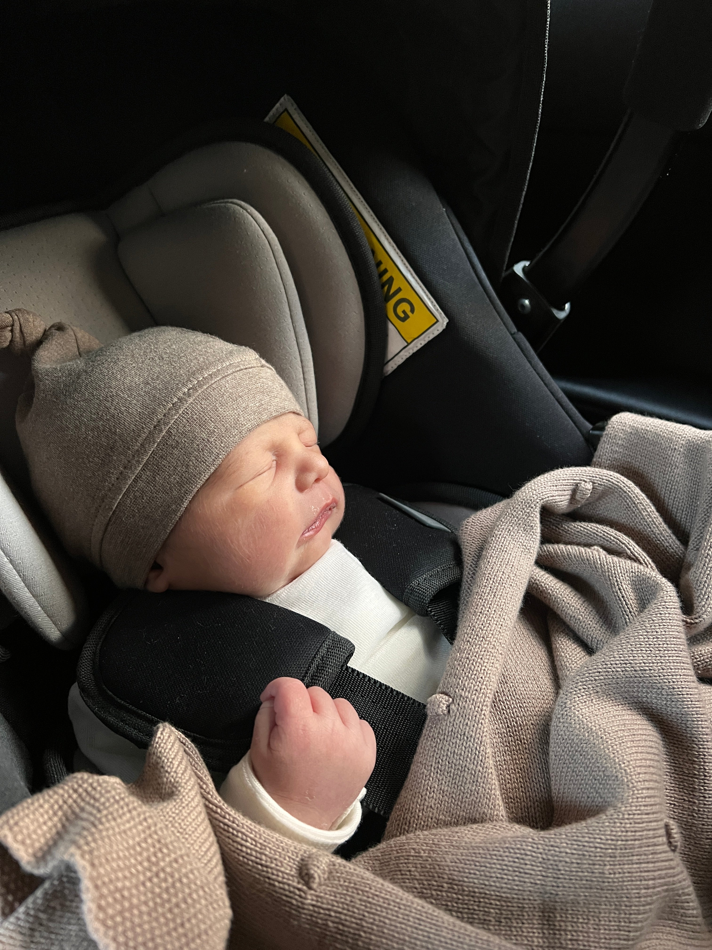 Car Seats in New Zealand: Capsule vs. “Big” Car Seat for Your Baby ...